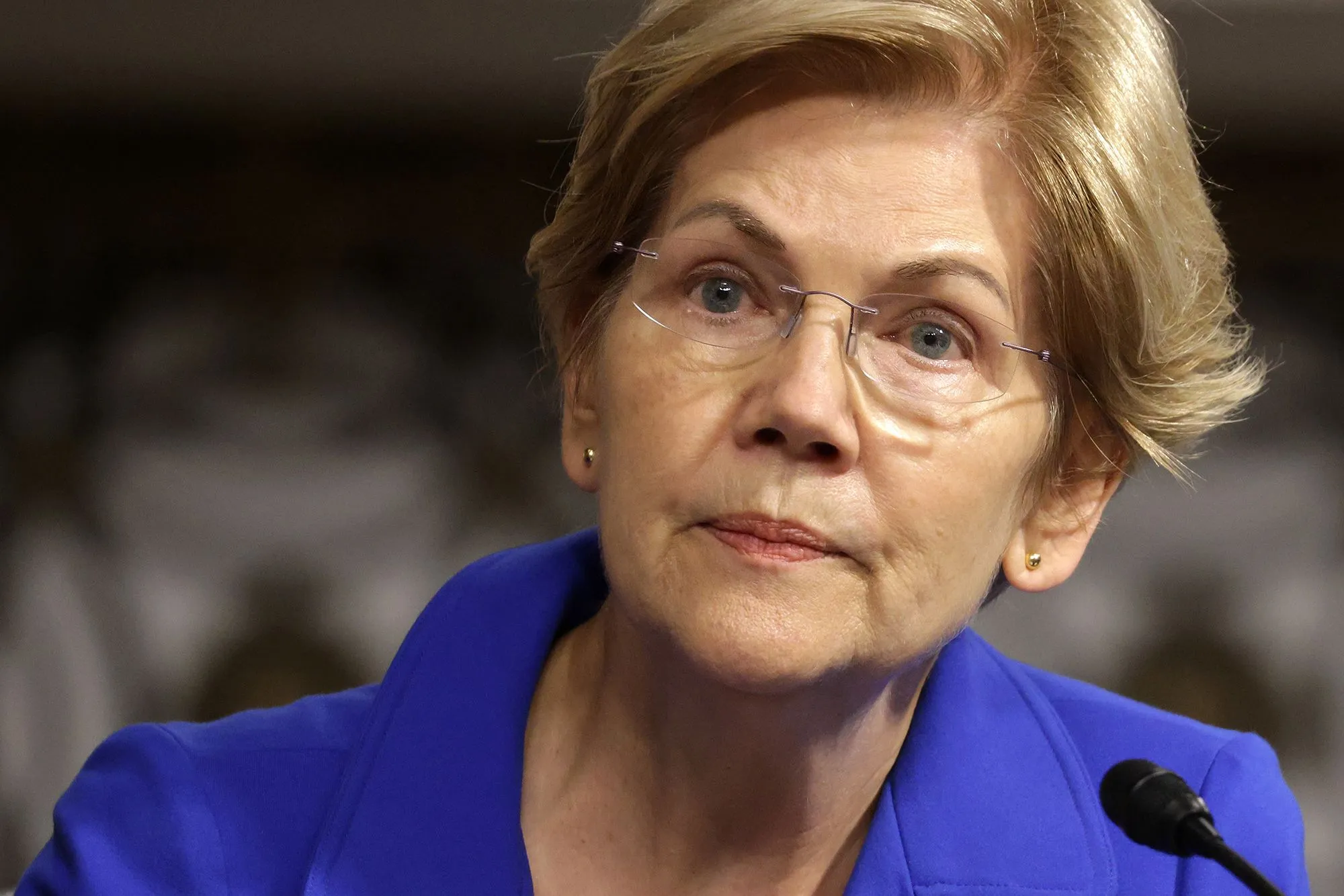 Cộng đồng phản đối lập trường mới của Thượng nghị sĩ Elizabeth Warren