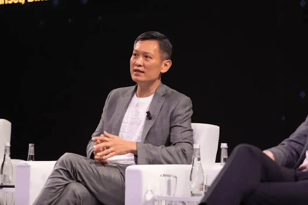 Richard Teng không phủ nhận sẽ thay thế CZ