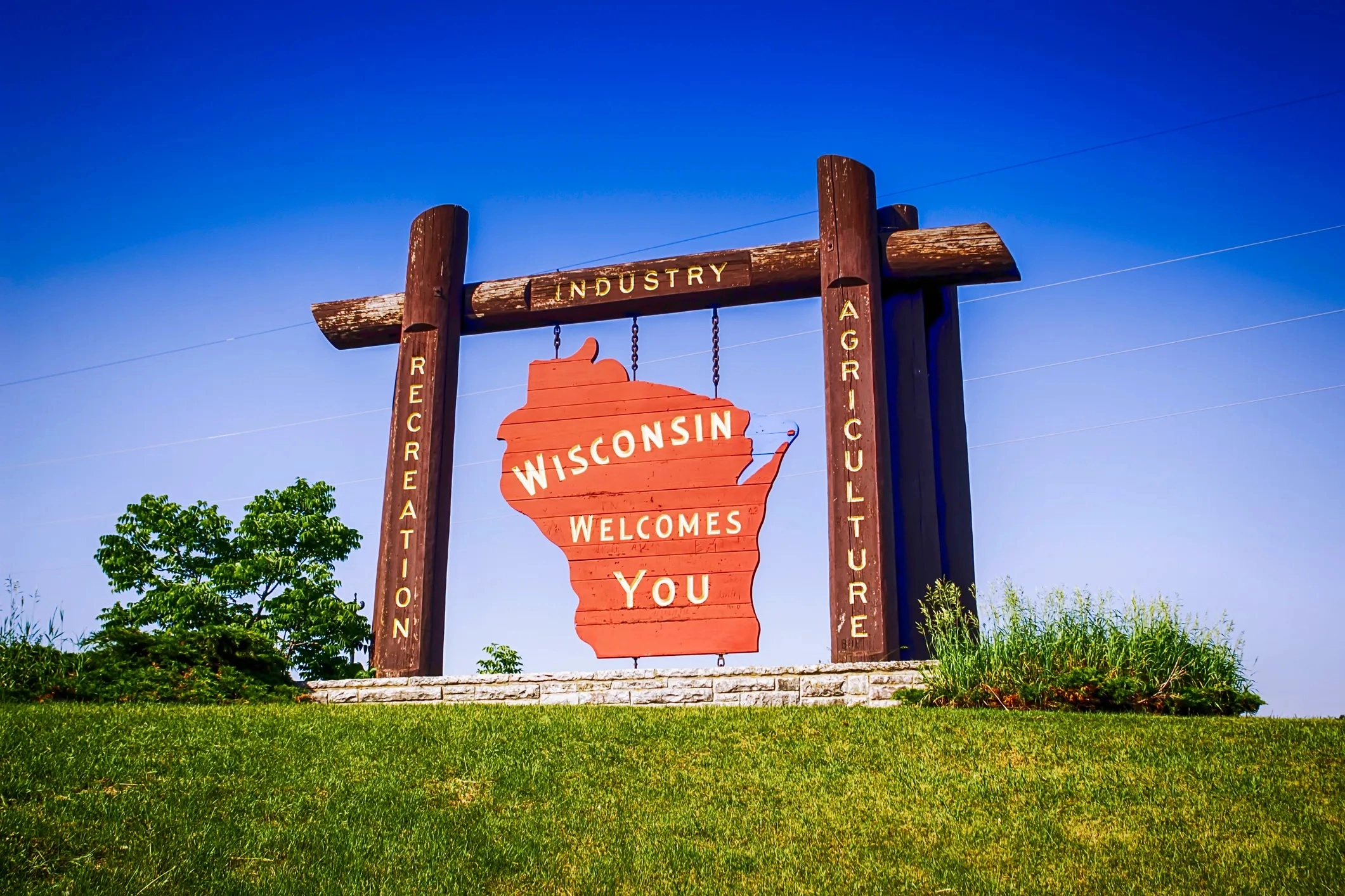 Bang Wisconsin đầu tư hơn 163 triệu USD vào cổ phiếu các quỹ ETF ...